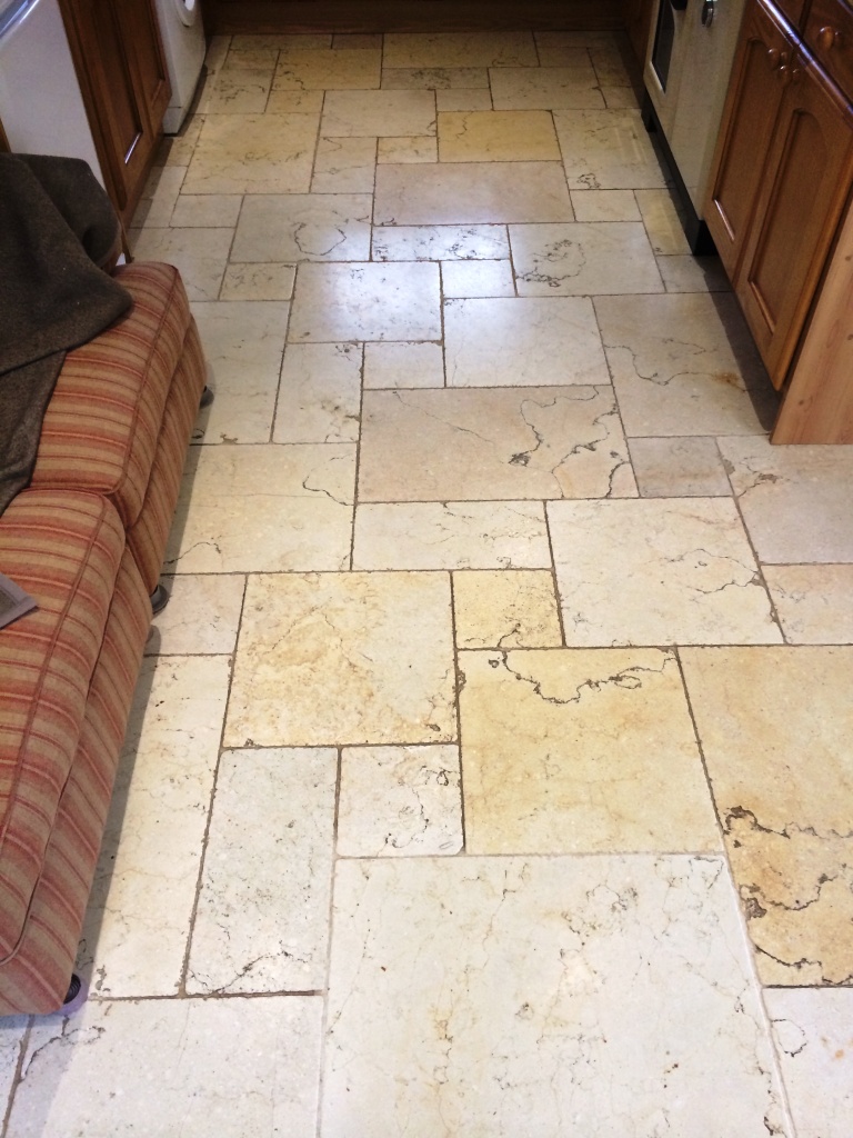 Putting the Shine back on Travertine – Tiling Tips – Tips and Information About Tiling