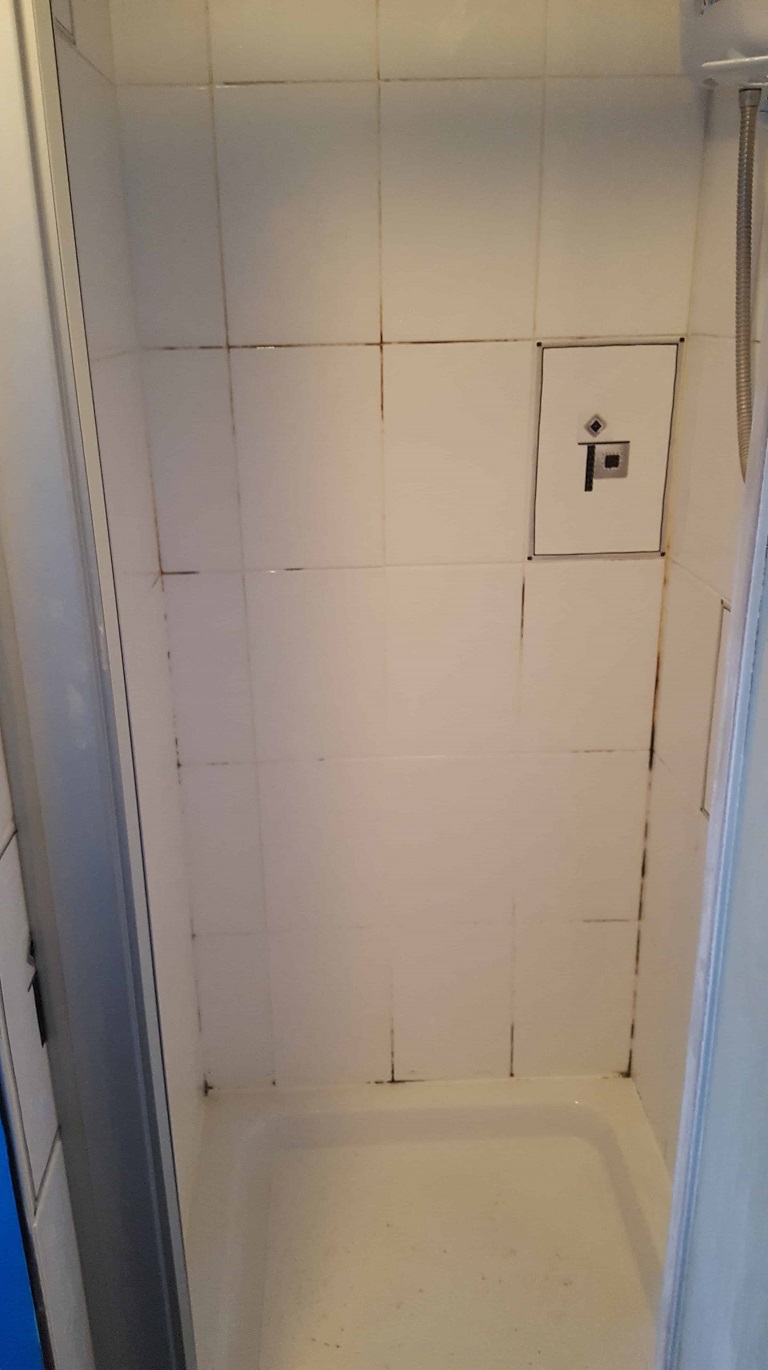 Renovating Three Shower Cubicles in Sale, Cheshire – Tiling Tips – Tips ...