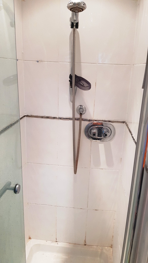 Renovating a Ceramic Shower Cubicle in South Yorkshire – Tiling Tips ...